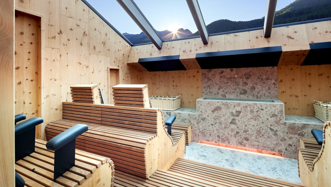 Neue Wellnessattraktionen im Timeless Sky Spa – Rooftop Pool, Saunen ...