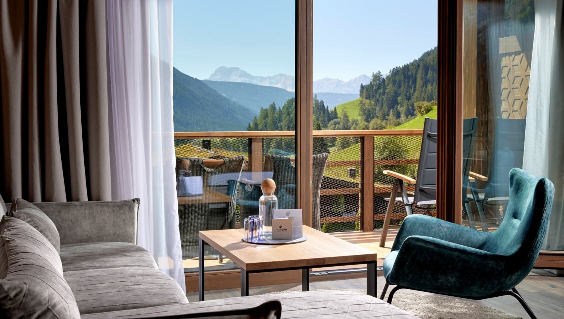 Wellness Suite – Spa-Suite mit Whirlwanne und finnischer Sauna im Hotel ...